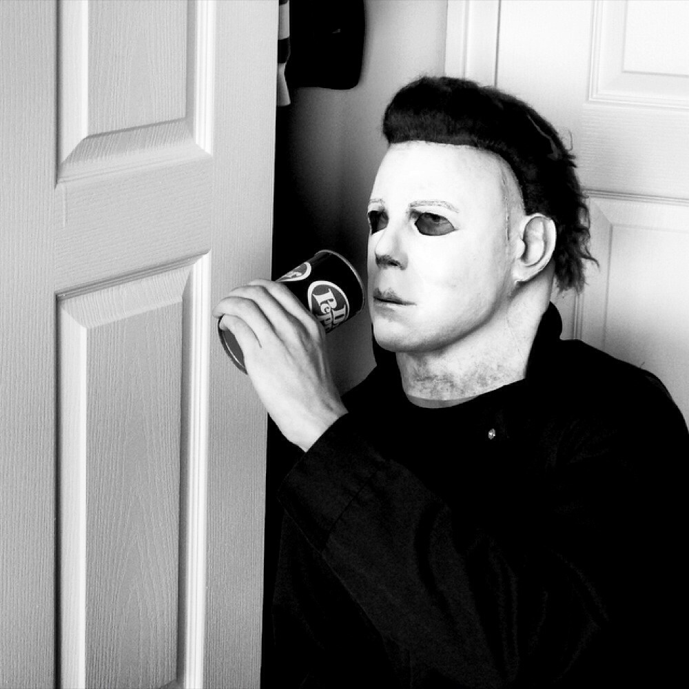 Nick Castle/Dr. Pepper re-creation photo shoot with NO Creep - General ...